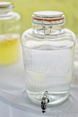 Wedding Guide Essentials: Drink Dispenser Ideas to Stay Cool - Love ...